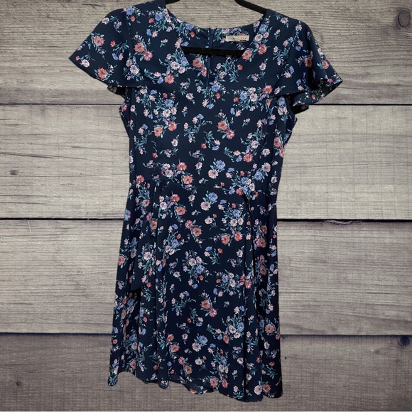 Copper Key | Dresses | 34 Copper Key Floral Dress With Ties On The ...